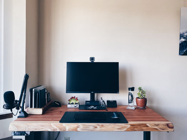 9 Tips for the Perfect Work-from-Home Desk Setup - Phil Zen